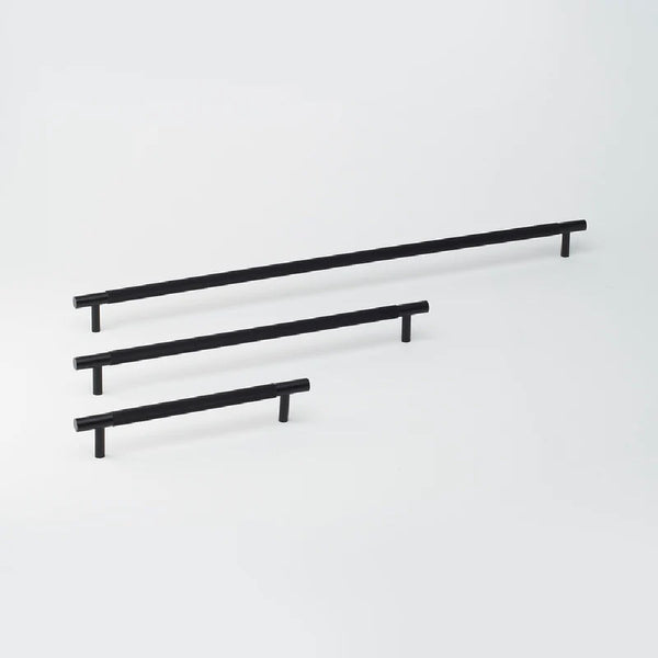 Lo&Co Linear Pull Handle | Black - The Kitchen Hub