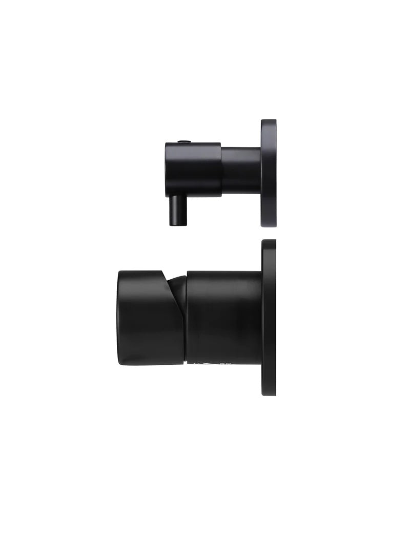 This beautifully designed mixer offers easy flow and temperature ...
