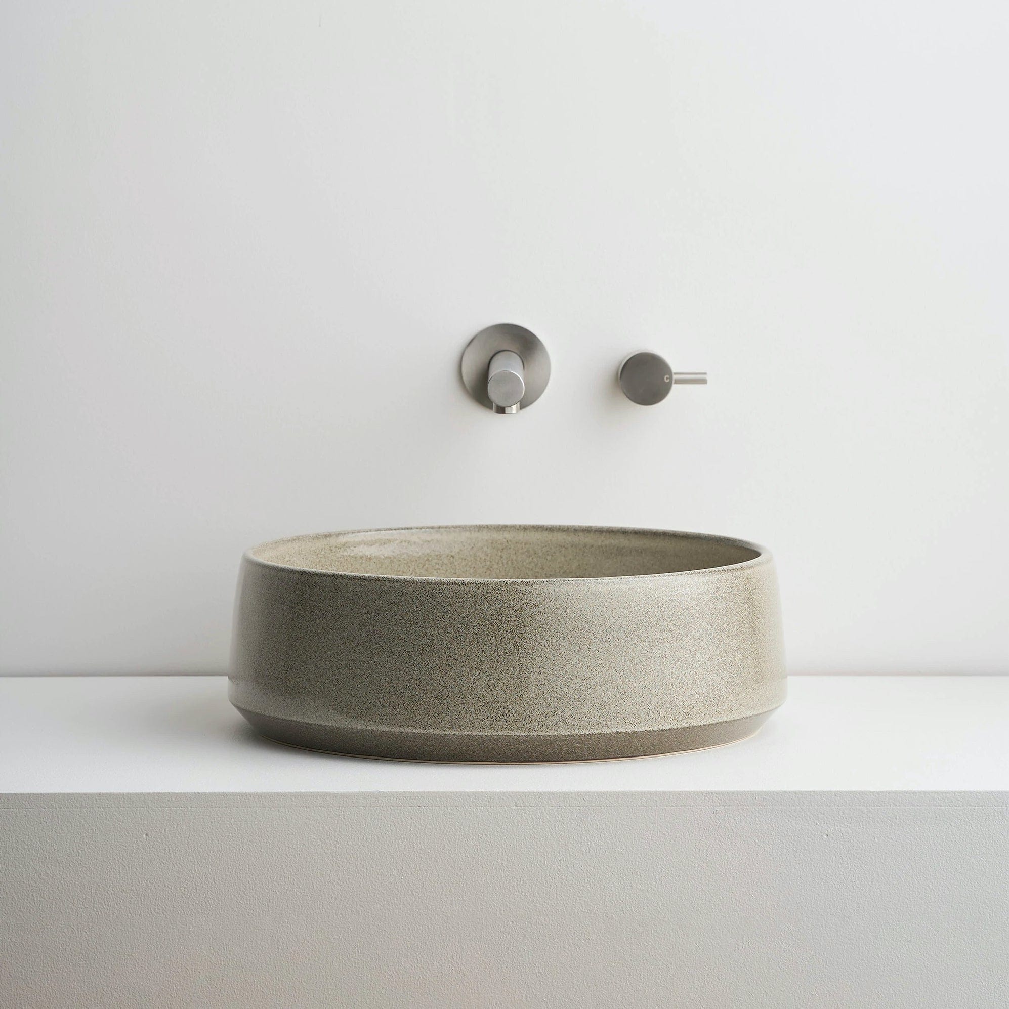 Robert Gordon Kiln 360 Round Vessel Basin | Rivergum - The Kitchen Hub